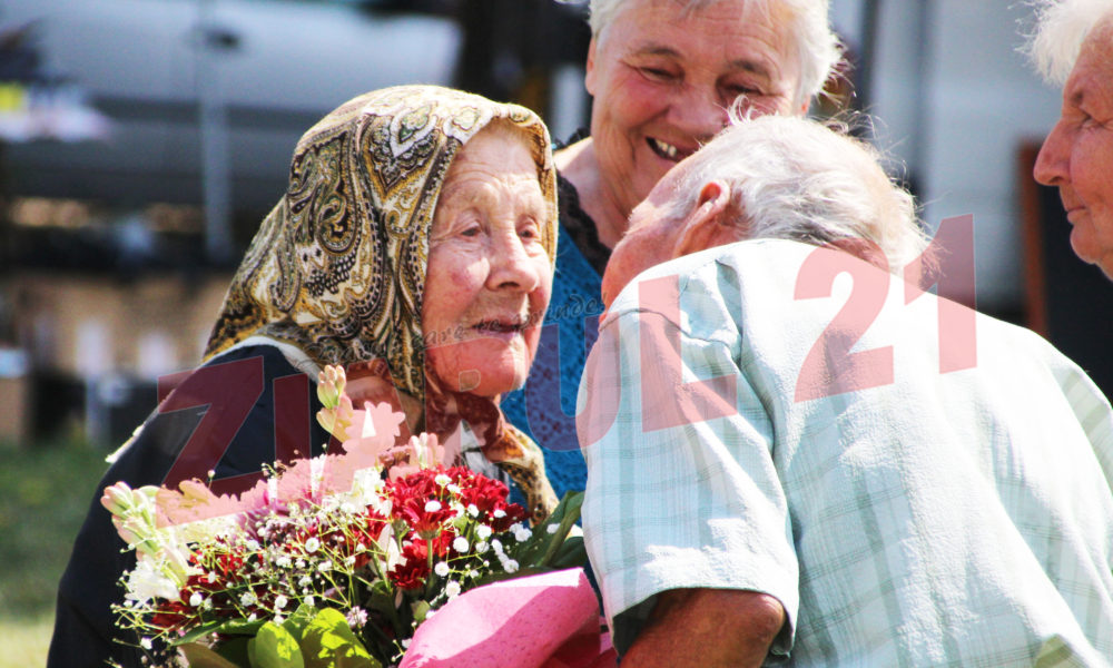 Premiată la vârsta de 100 de ani - Ziarul 21