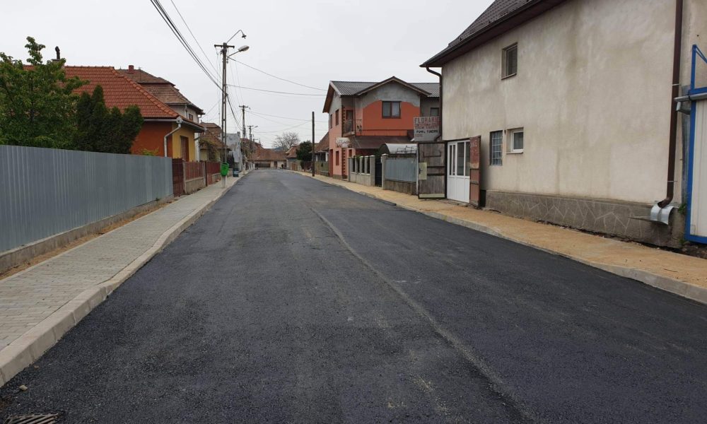 Strada Decebal din Câmpia Turzii a fost asfaltată - Ziarul 21