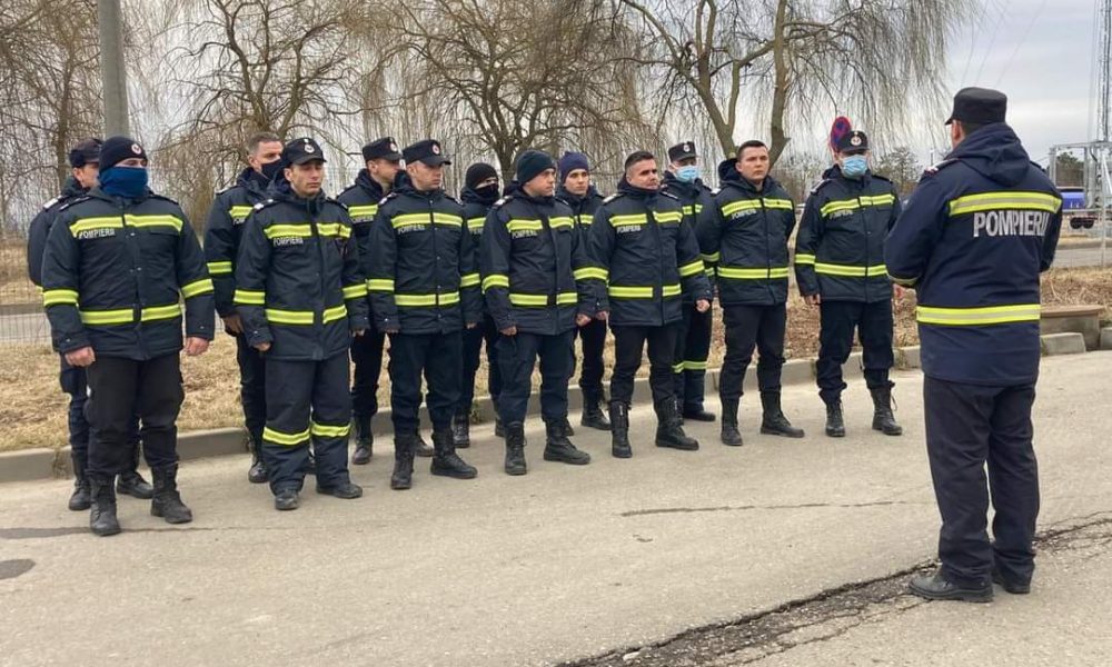 Pompieri de la Cluj, în misiune la Vama Siret - Ziarul 21
