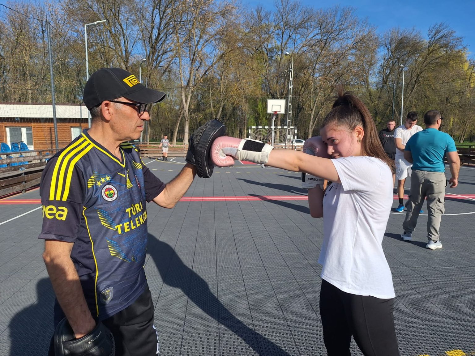 Asociația Club Sportiv ”Iuliu Moldovan”- noul club de box la Câmpia ...