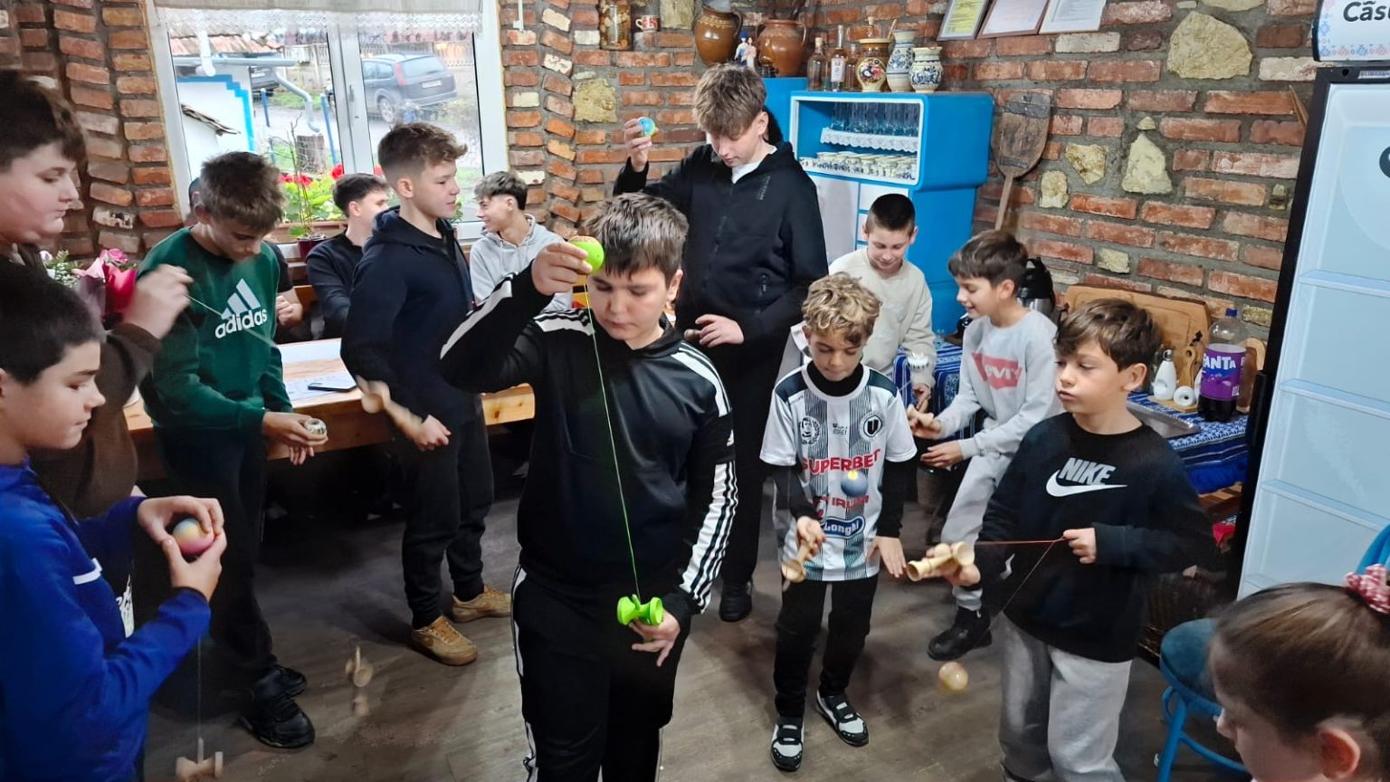 Kendama la sat – Prima ediție a concursului din Soporul de Câmpie a ...